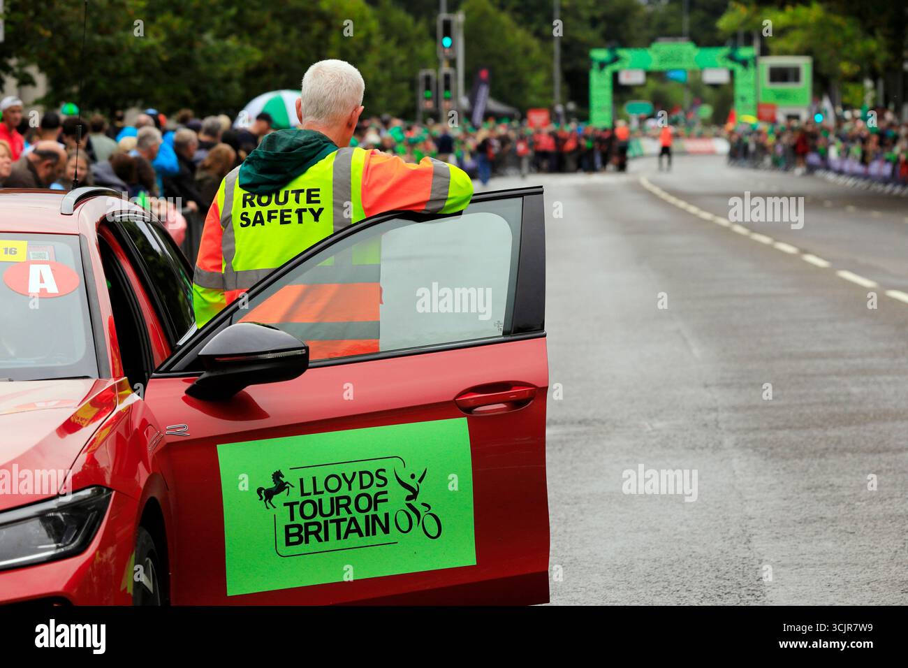 Lloyds 2025 Tour of Britain cycle race route safety vehicle, Cardiff ...