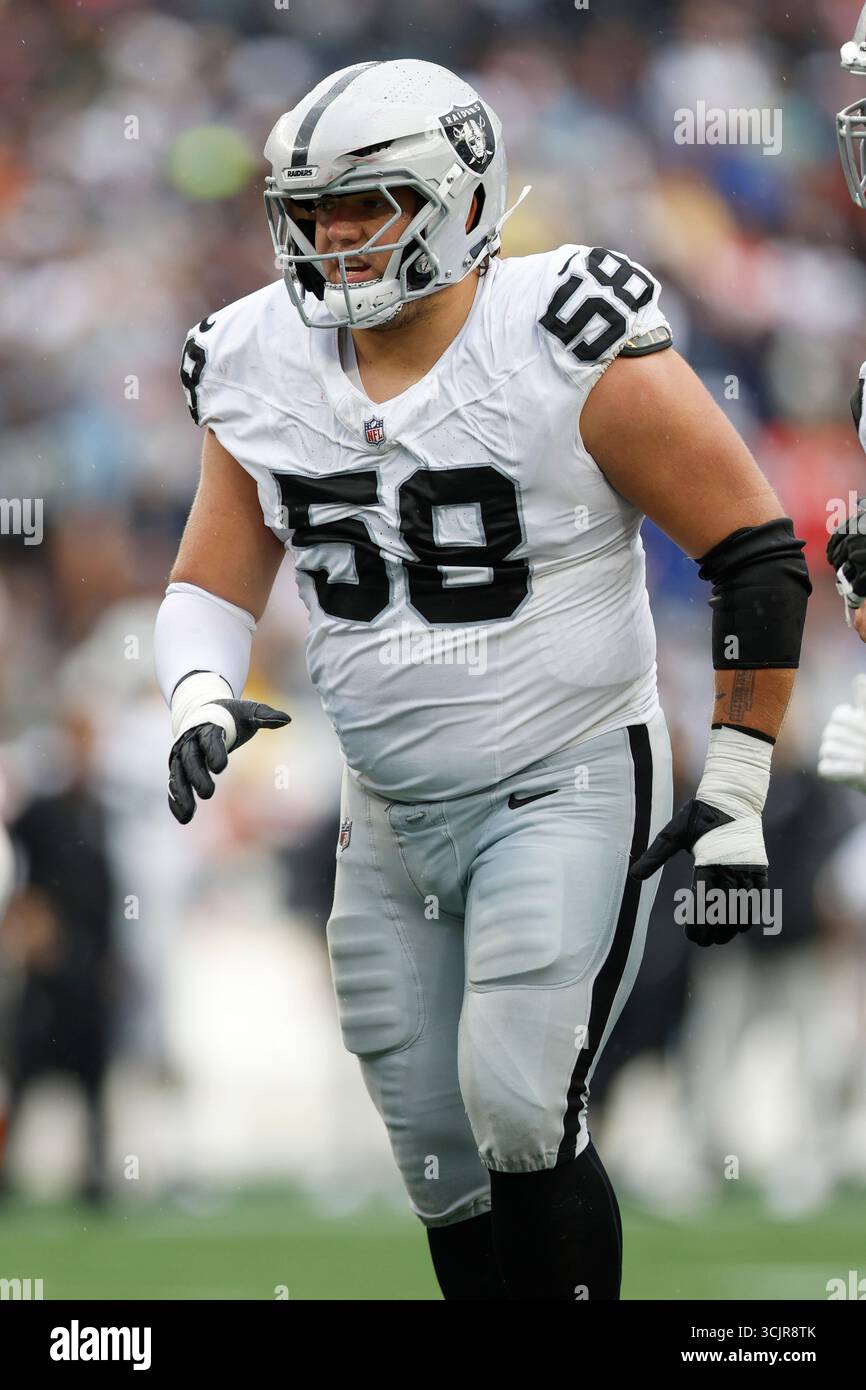 Las Vegas Raiders center Jackson Powers-Johnson (58) at the line of ...