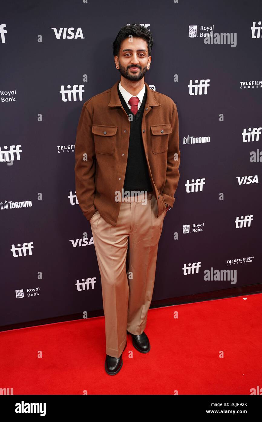 Yuvi Randhawa attends the red carpet for the ‘Hamnet’ premiere during ...