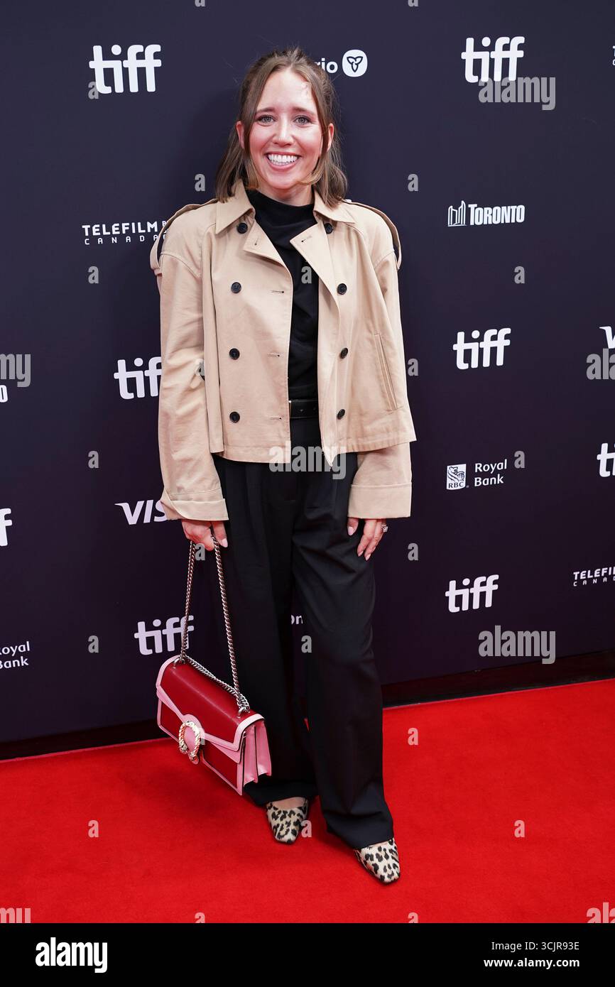 Jess Spoll attends the red carpet for the ‘Hamnet’ premiere during the ...