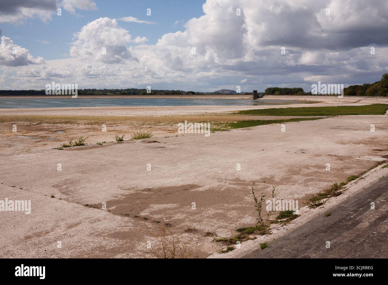 Cheddar Reservoir, Somerset, UK. 8 September 2025. Cheddar Reservoir ...