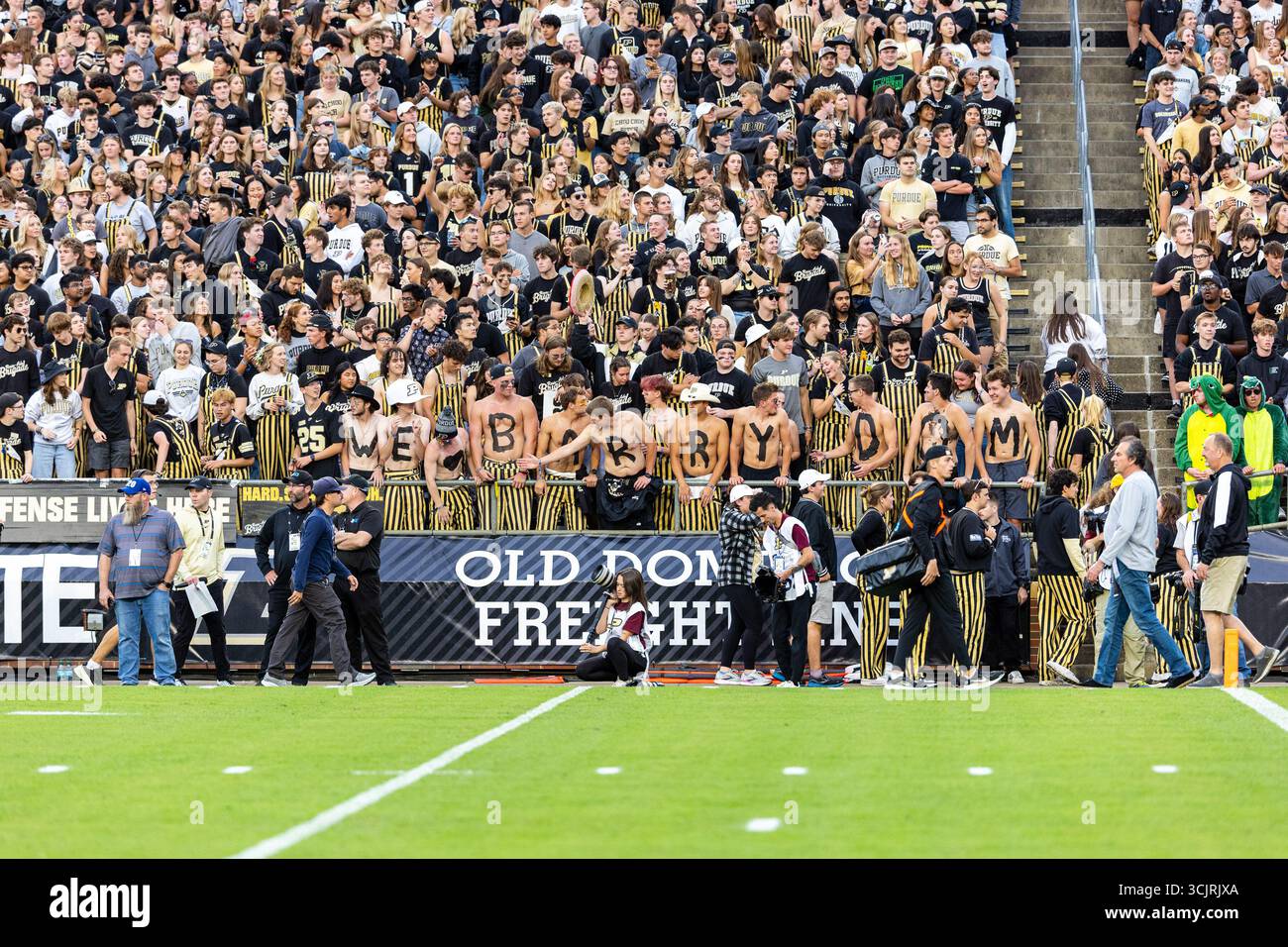 West Lafayette, Indiana, USA. 06th Sep, 2025. Purdue student section ...