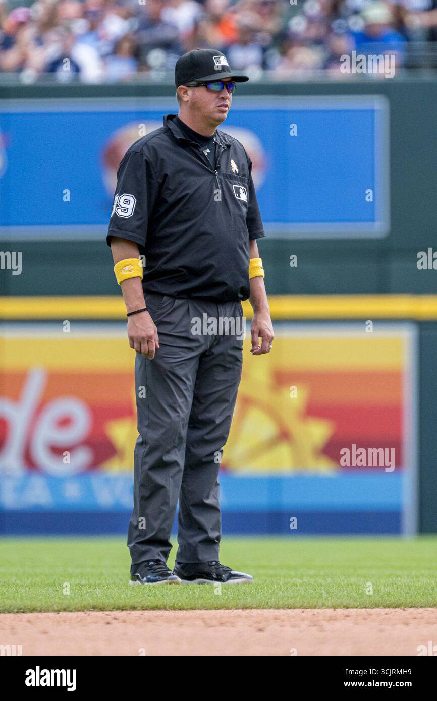 DETROIT, MI - SEPTEMBER 07: MLB Unmpire Cory Blaser during the game ...