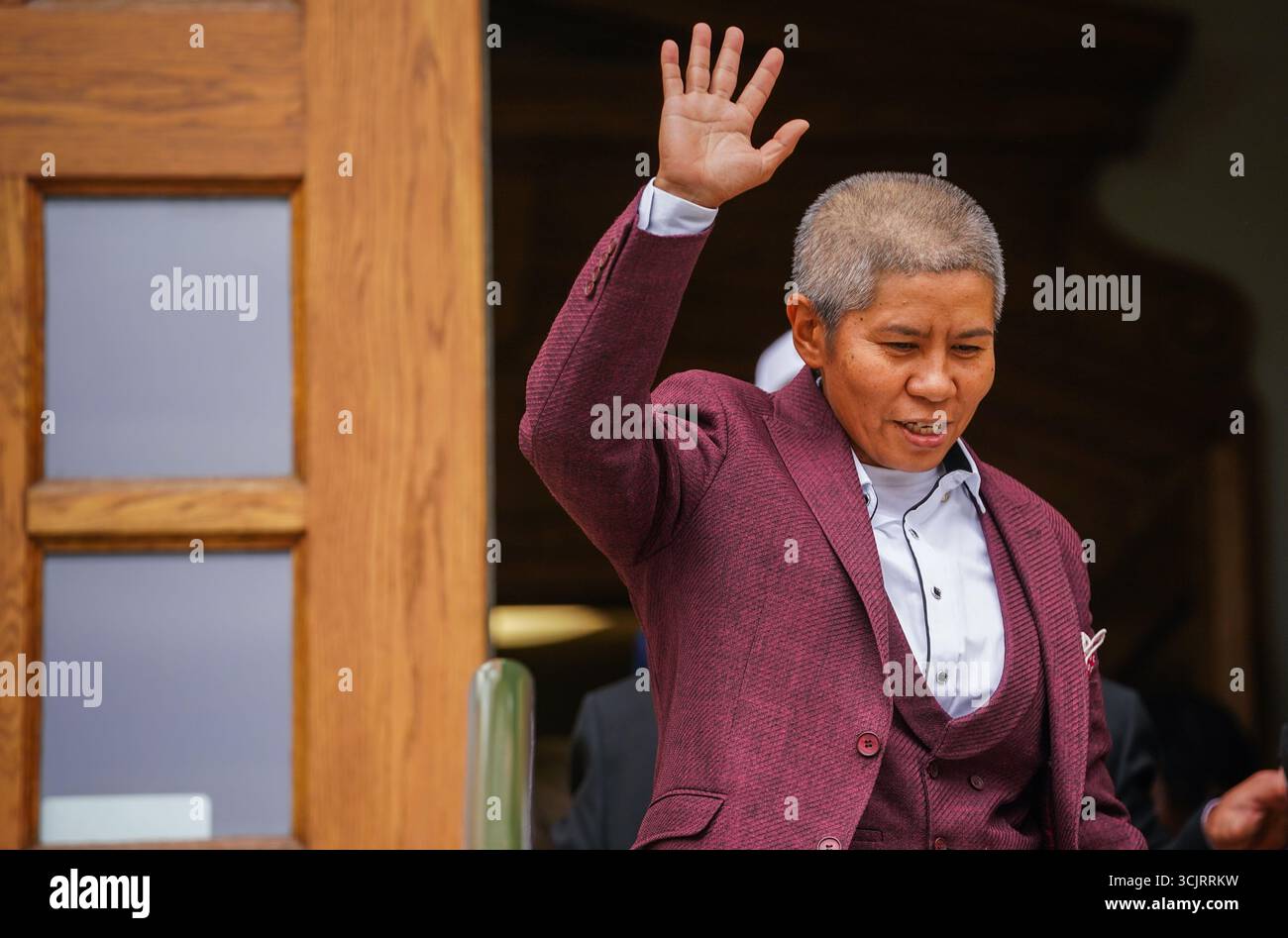 Romana Didulo, a conspiracy theorist and self-proclaimed "Queen of ...