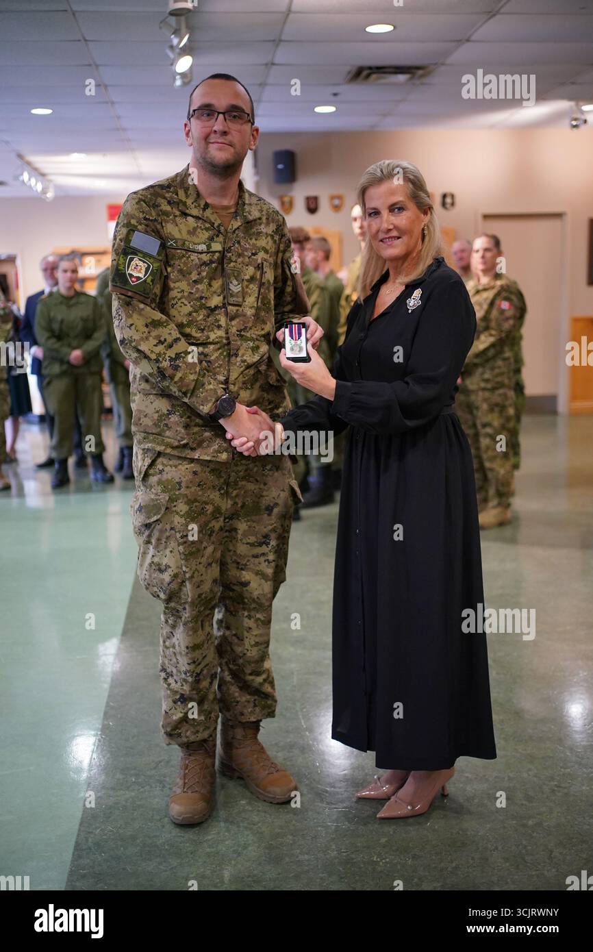 The Duchess of Edinburgh (presents the King's Coronation medals ...