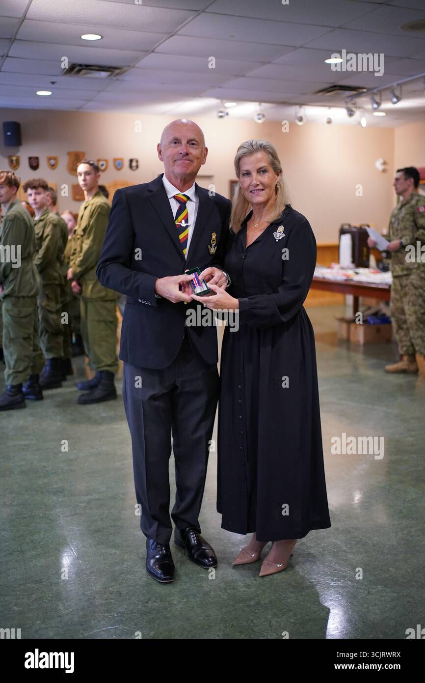 The Duchess of Edinburgh (presents the King's Coronation medals to ...