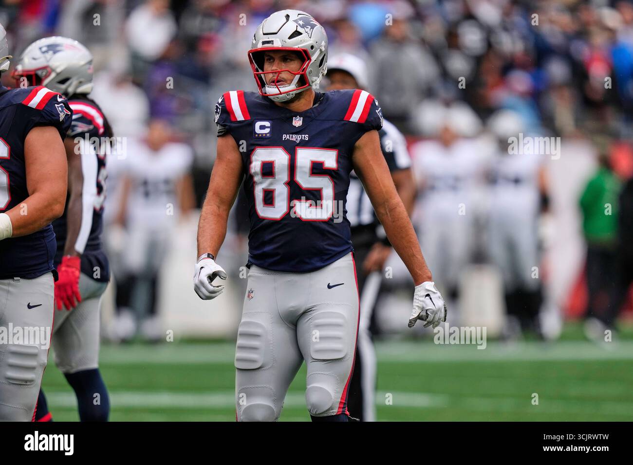 New England Patriots tight end Hunter Henry (85) during an NFL football ...