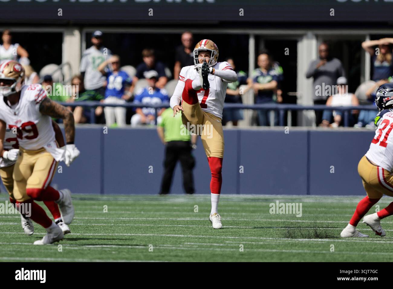 San Francisco 49ers punter Thomas Morstead (7) watches his punt against ...