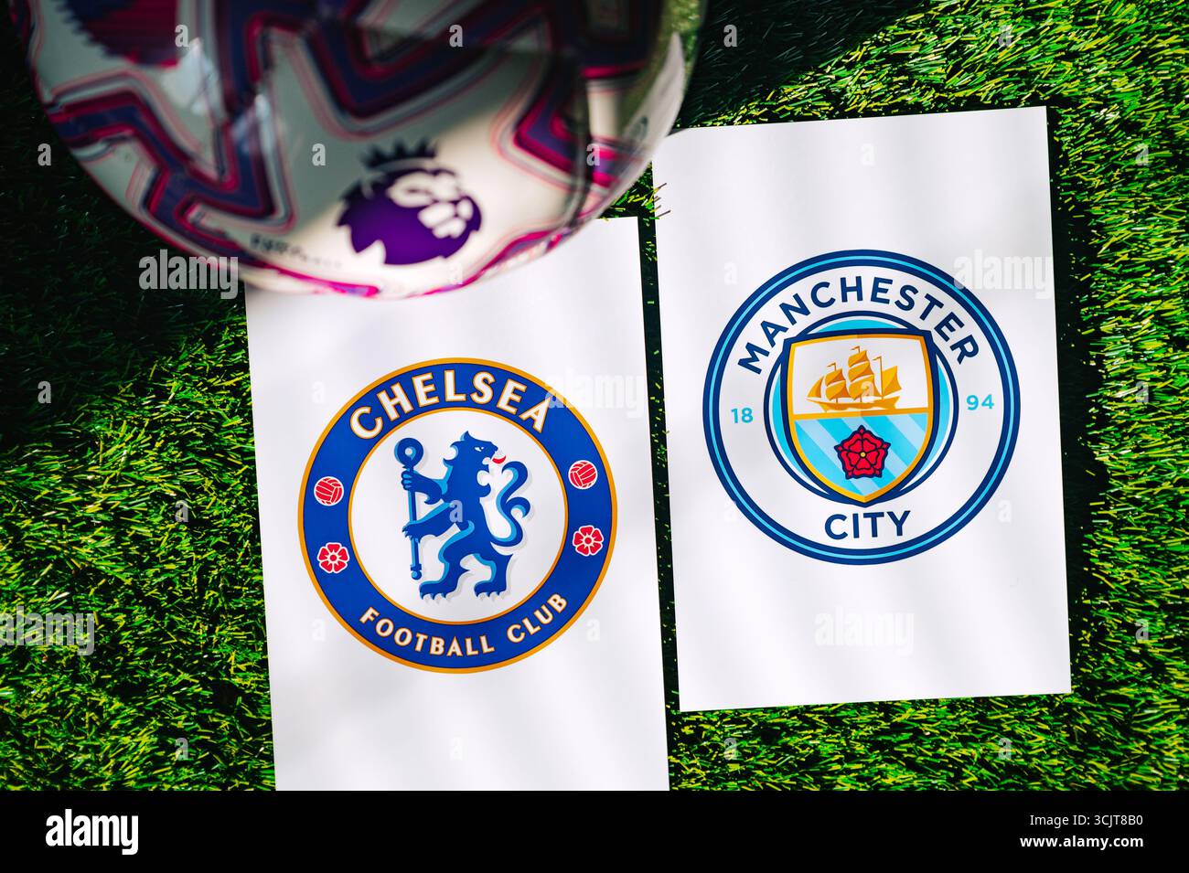Manchester city emblem grass hi-res stock photography and images - Alamy