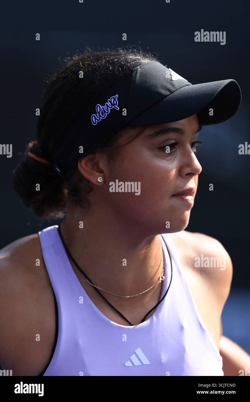SP - SAO PAULO - 09/08/2025 - SP OPEN WTA 250 - Nauhany Silva during ...