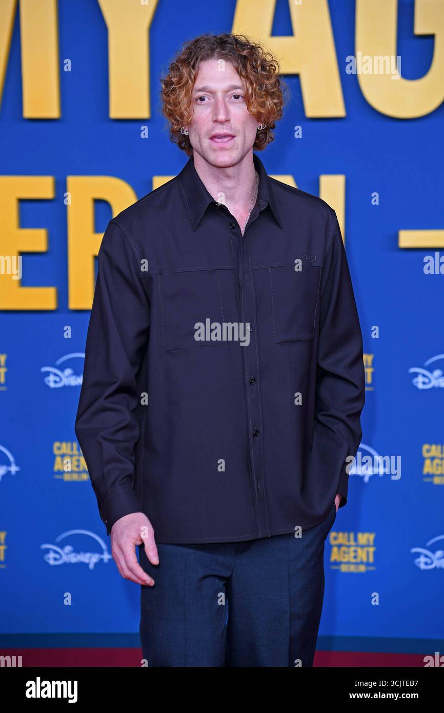 Daniel Donskoy bei der Deutschlandpremiere der Disney Original-Serie ...