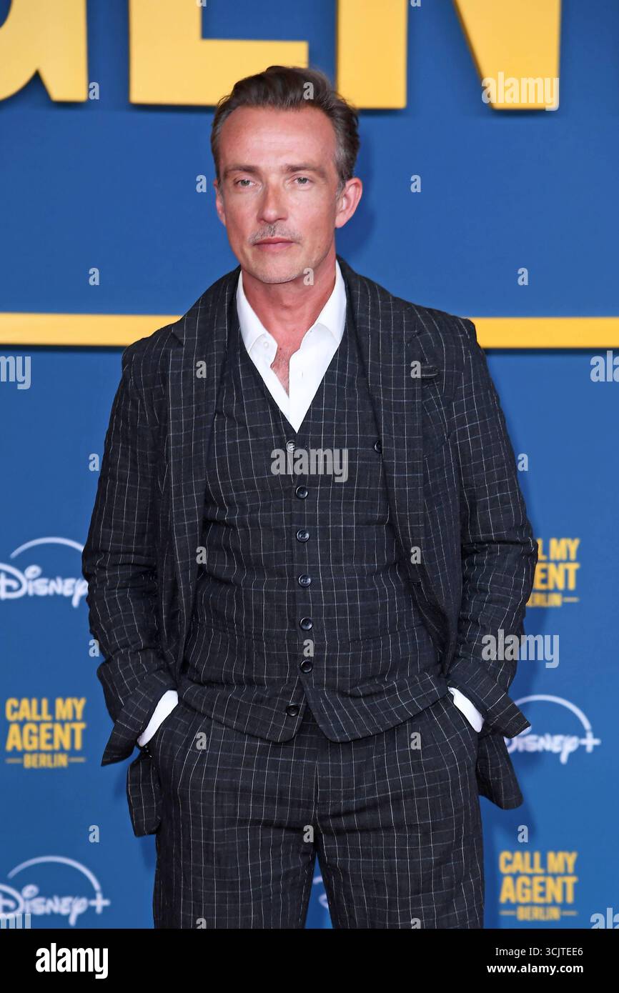 Lucas Gregorowicz bei der Deutschlandpremiere der Disney Original-Serie ...