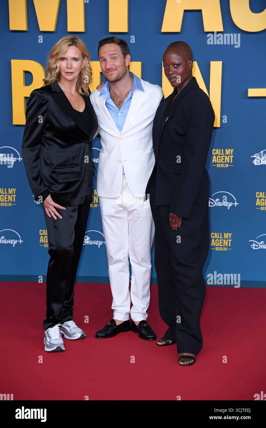 Veronica Ferres, Frederick Lau, Florence Kasumba bei der Deutschlandpremiere der Disney Original ...