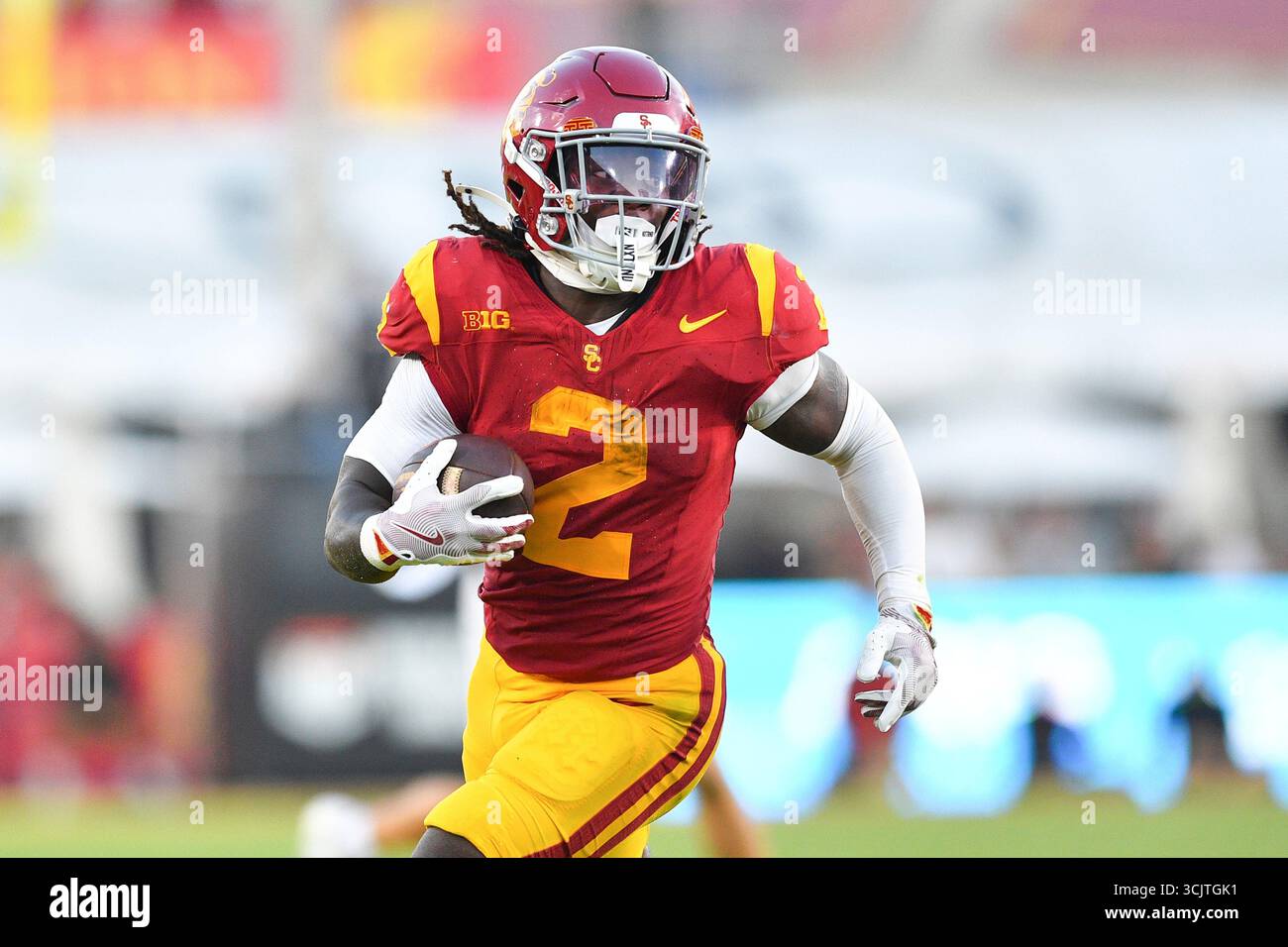 LOS ANGELES, CA - SEPTEMBER 06: USC Trojans running back Waymond Jordan ...