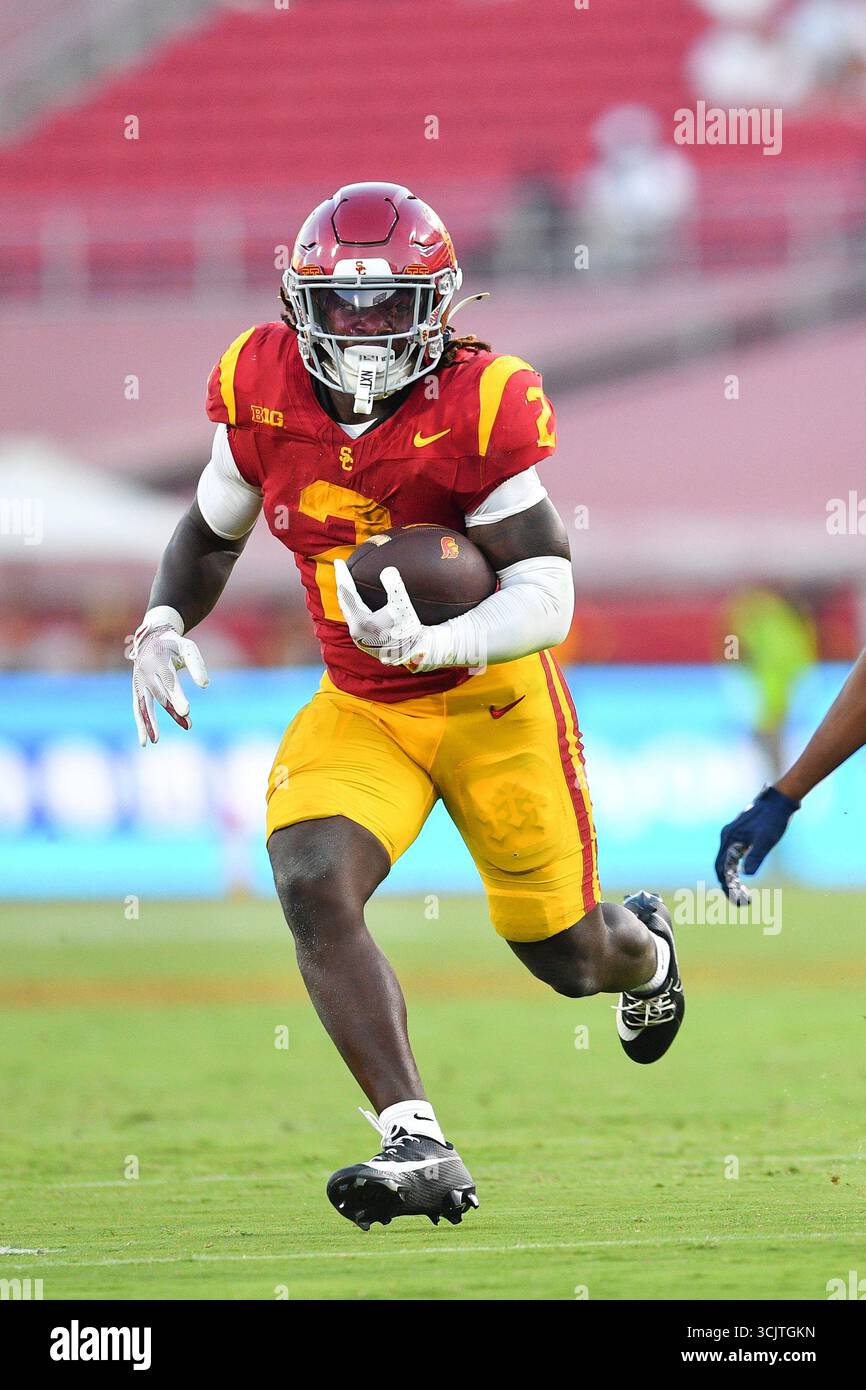 LOS ANGELES, CA - SEPTEMBER 06: USC Trojans running back Waymond Jordan ...