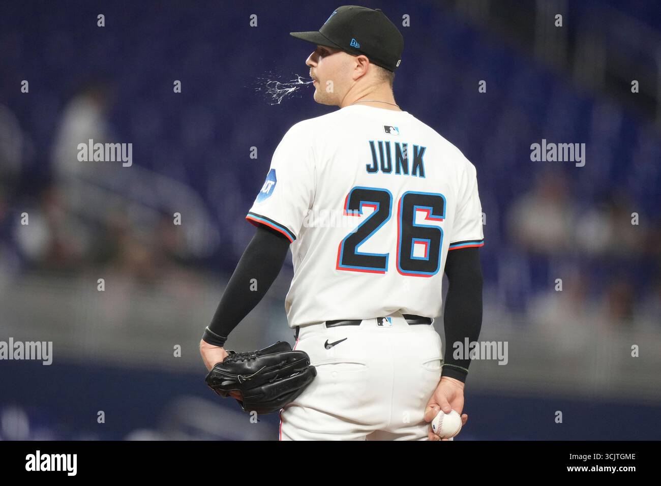 Miami Marlins starting pitcher Janson Junk (26) prepares to throw ...
