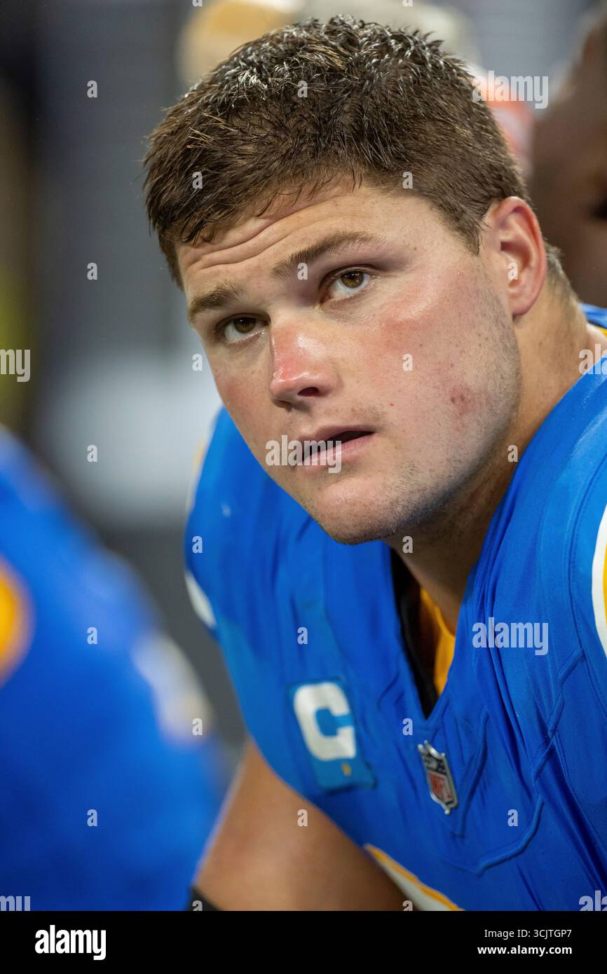 Los Angeles Chargers tackle Joe Alt (76) against the Kansas City Chiefs ...