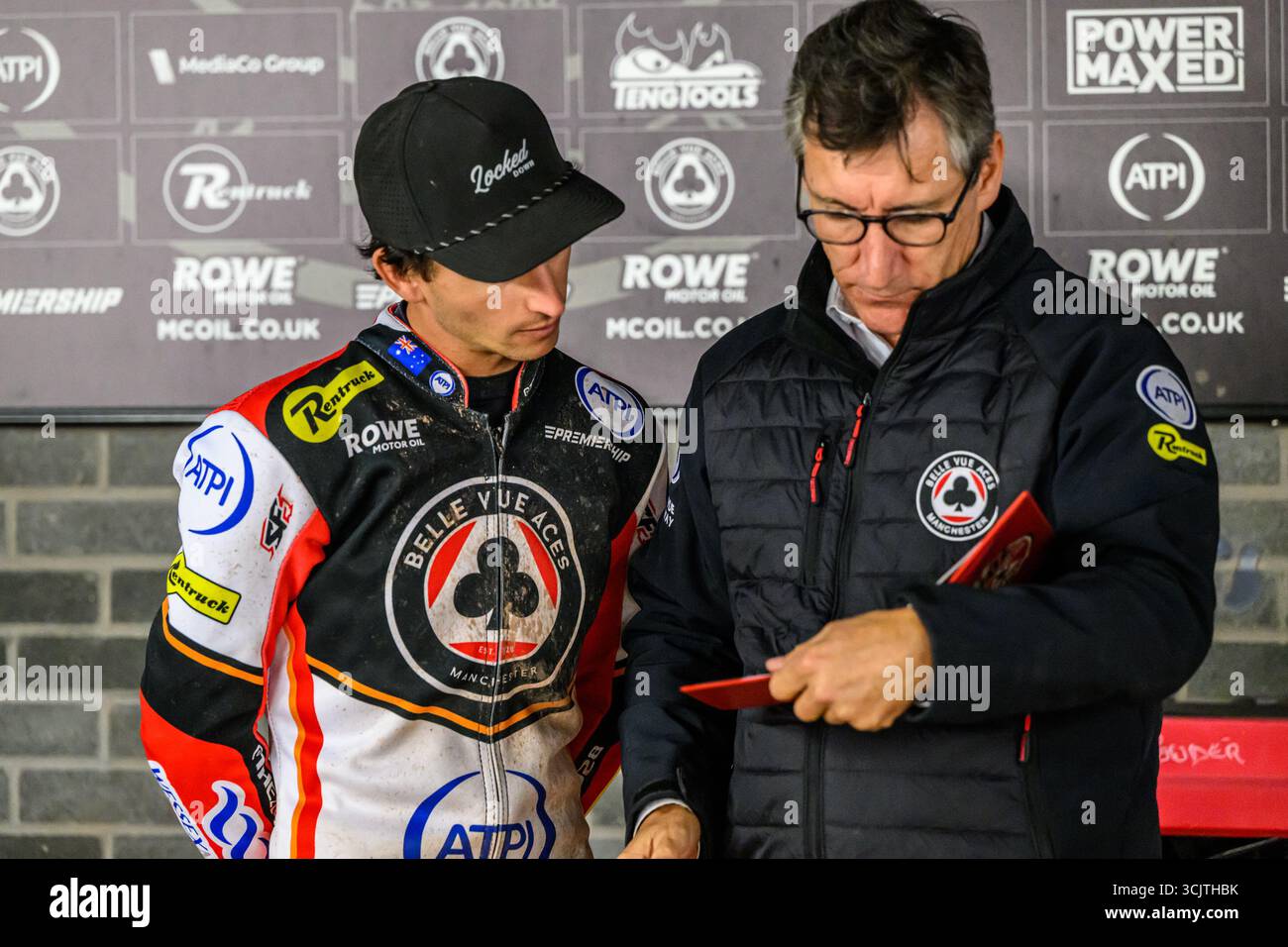 Zach Cook of Belle Vue Aces (Left) with Mark Lemon, Team Manager of ...