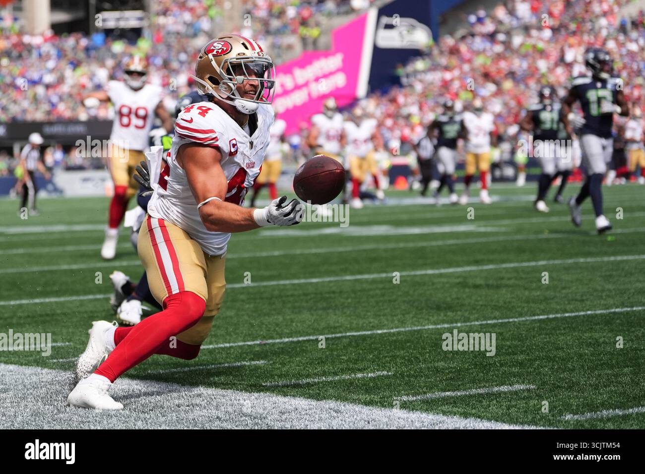 San Francisco 49ers fullback Kyle Juszczyk (44) reacts after a catch ...