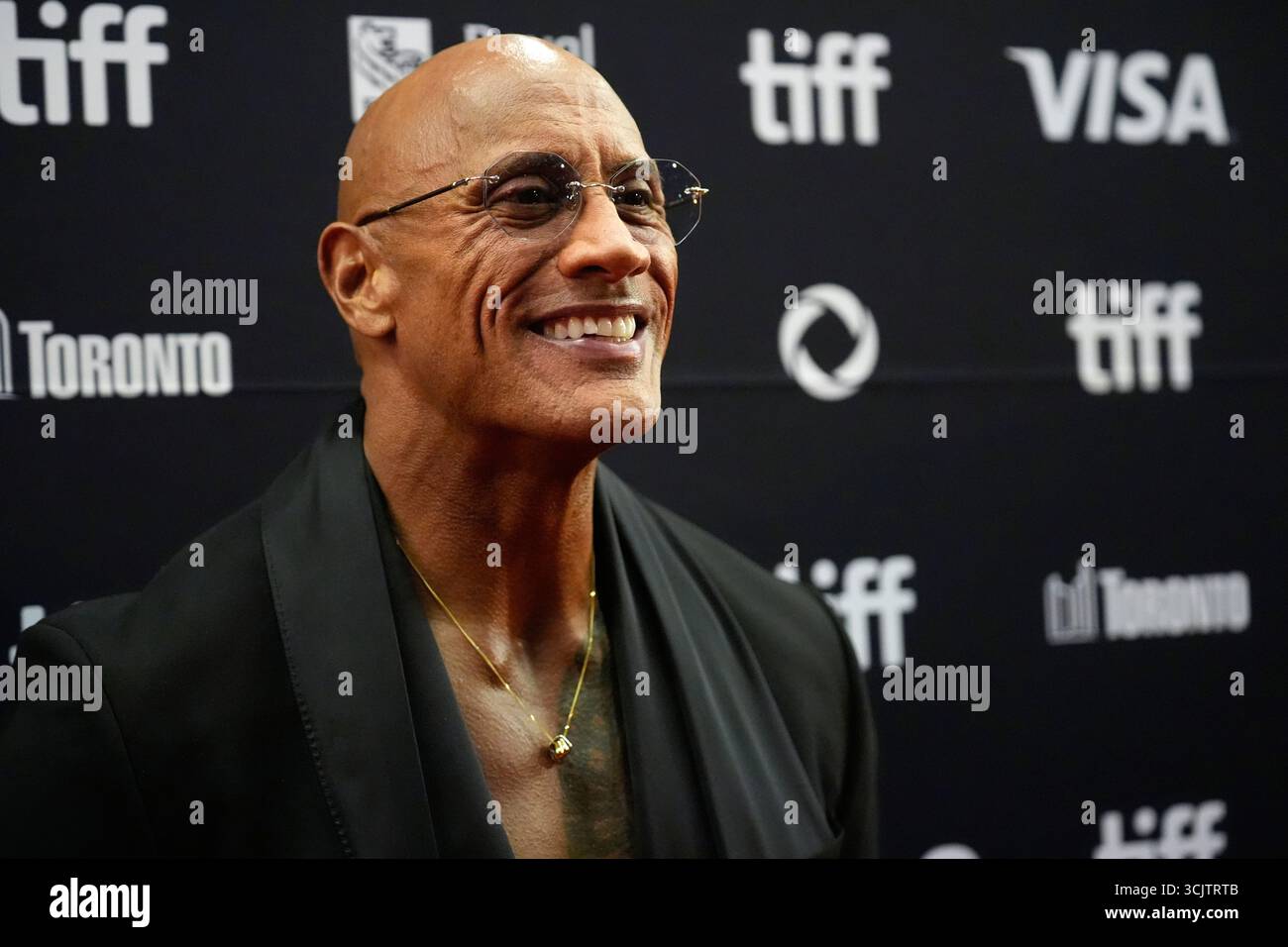 Dwayne Johnson attends the premiere of "The Smashing Machine" at the ...