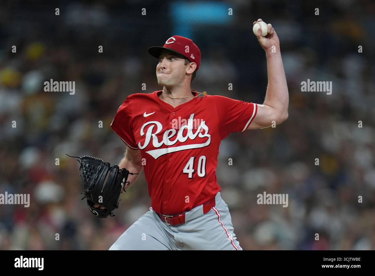 Cincinnati Reds starting pitcher Nick Lodolo works against a San Diego ...