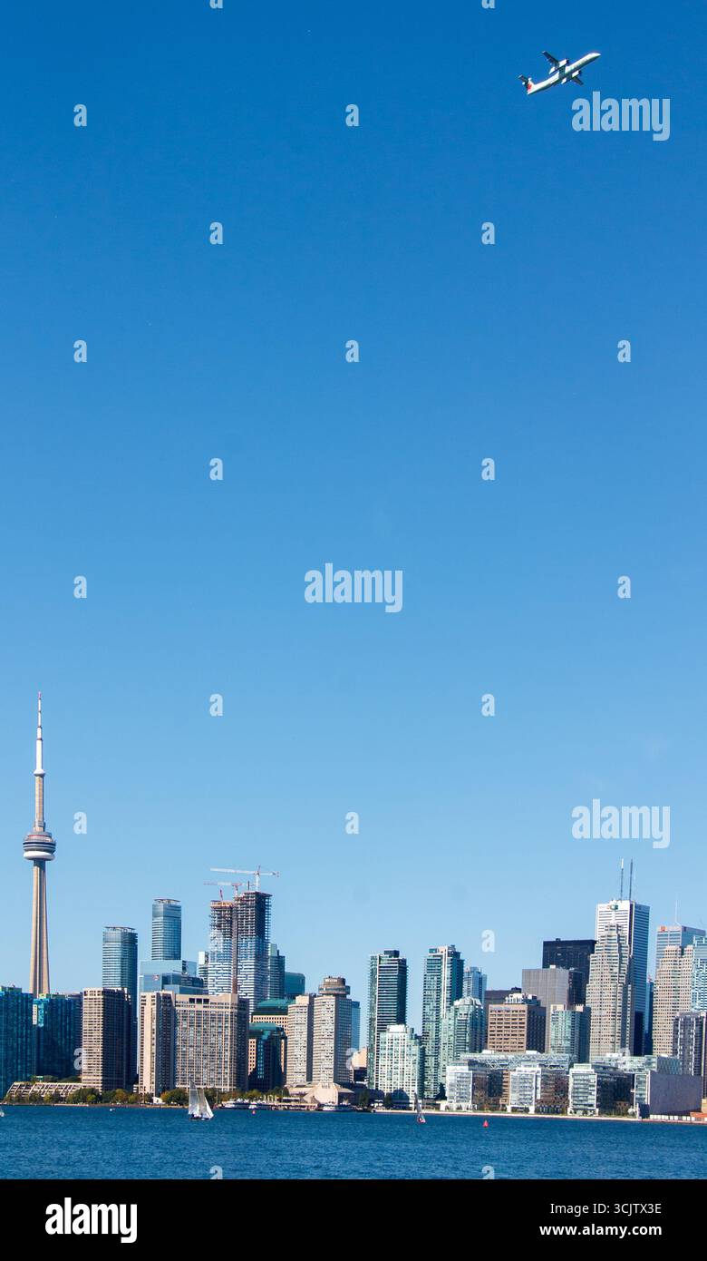 The Rogers Centre Hockey stadium, the CN Tower Toronto skyscraper high ...