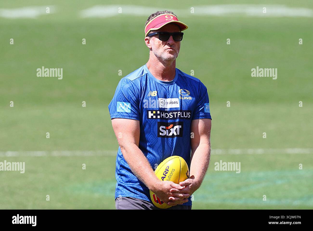 Head Coach Damien Hardwick during a Gold Coast Suns AFL training ...