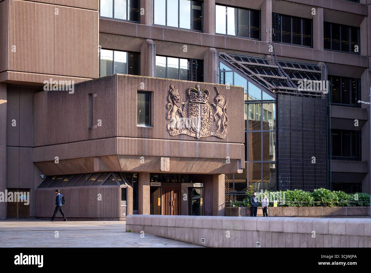 Liverpool Crown Court, Queen Elizabeth II Law Courts, Liverpool, UK ...