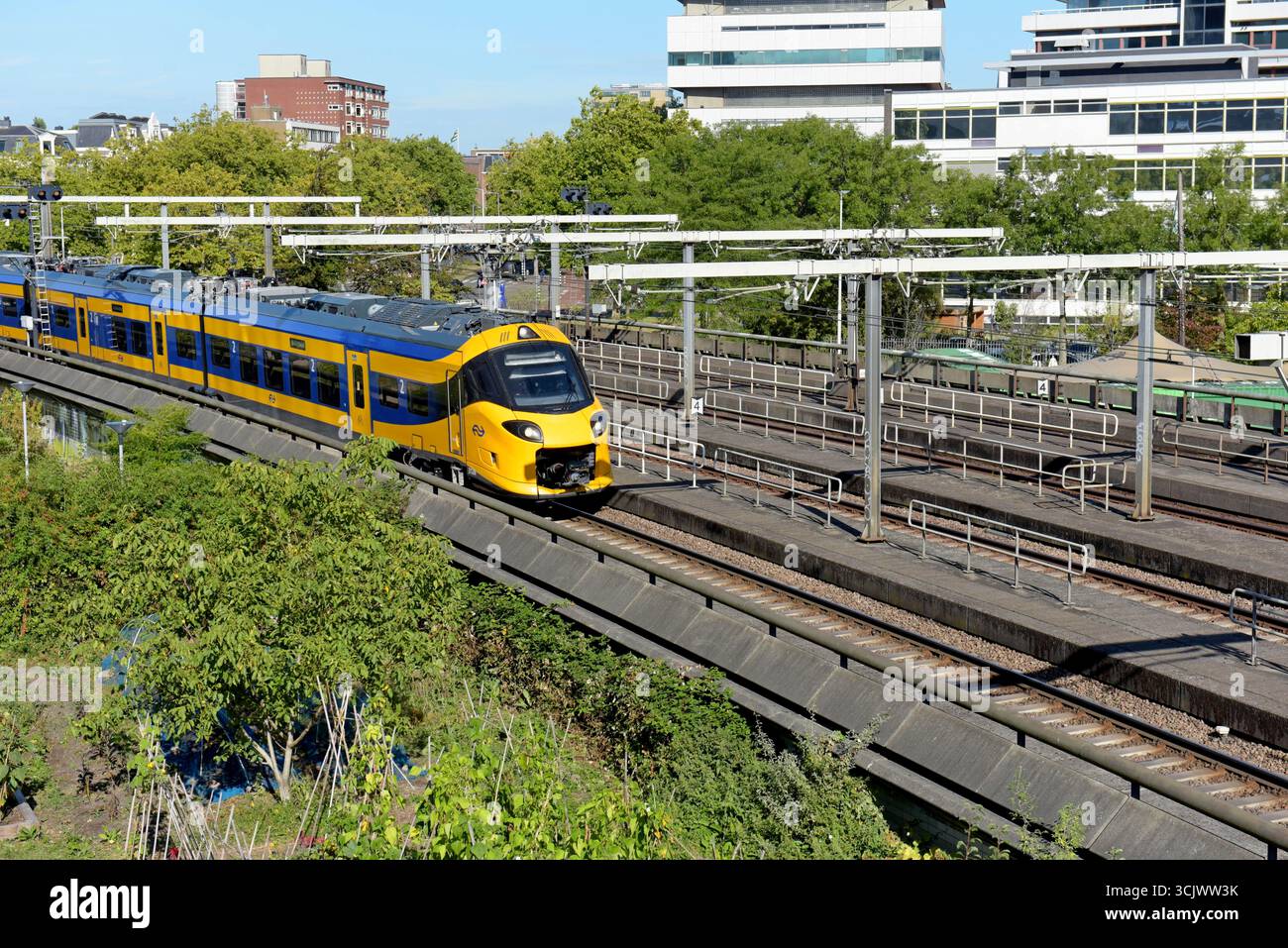 Intercity nieuwe generatie hi-res stock photography and images - Alamy