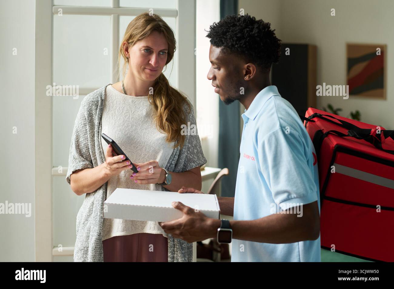 Receiving mail from home hi-res stock photography and images - Alamy
