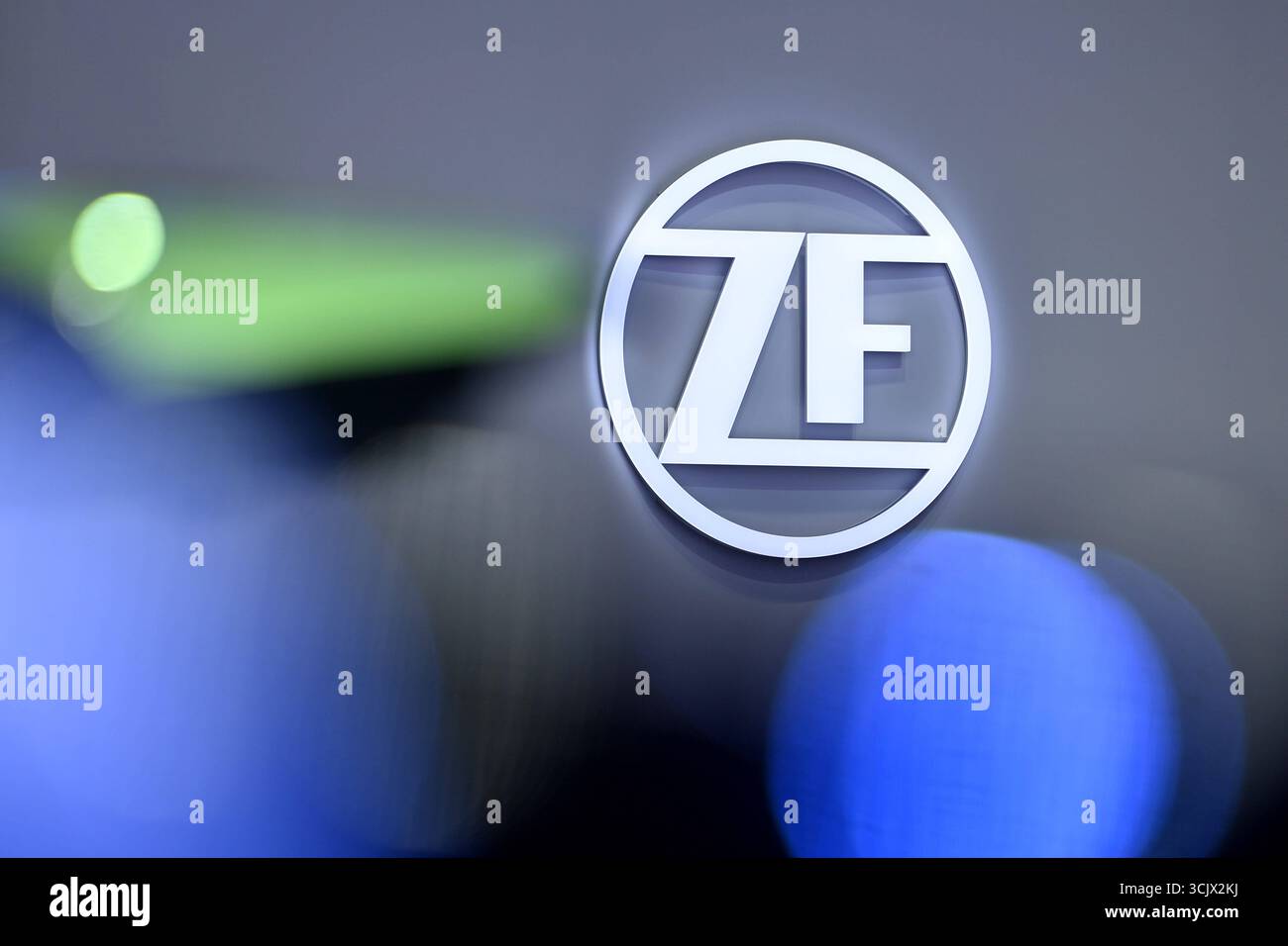 ZF Logo,Markenlogo,Markenemblem,Emblem. Autozulieferer, Eroeffnung der ...