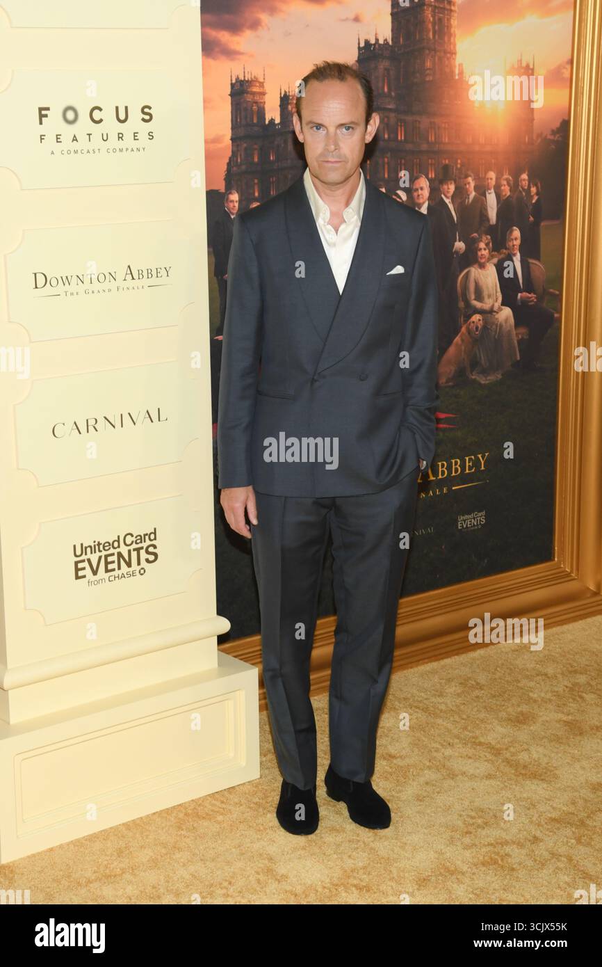 Harry Hadden-Paton attends "Downton Abbey: The Grand Finale" New York ...