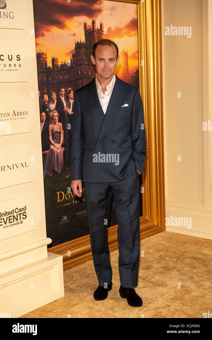Harry Hadden-Paton attends "Downton Abbey: The Grand Finale" New York ...