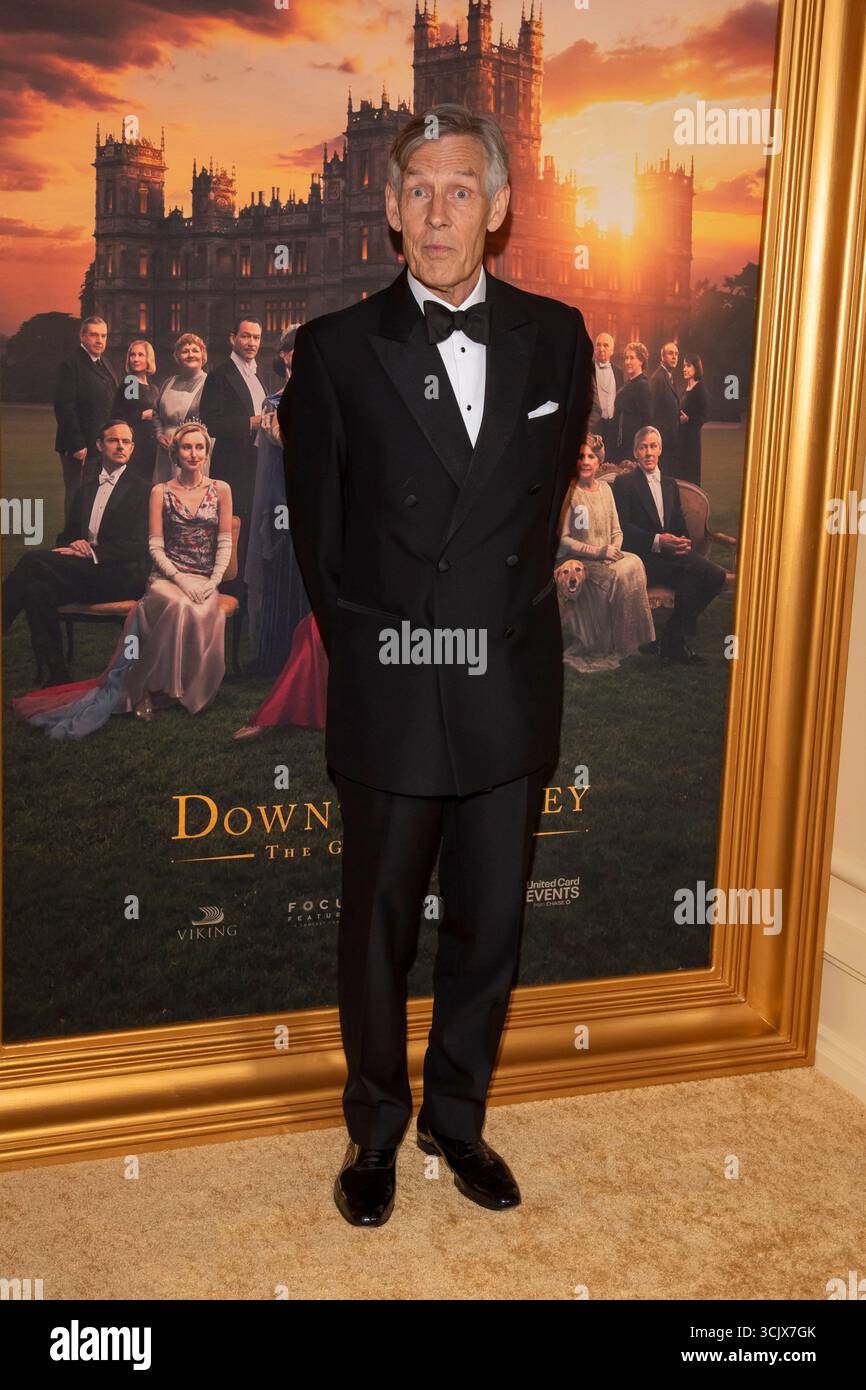 Douglas Reith attends "Downton Abbey: The Grand Finale" New York ...