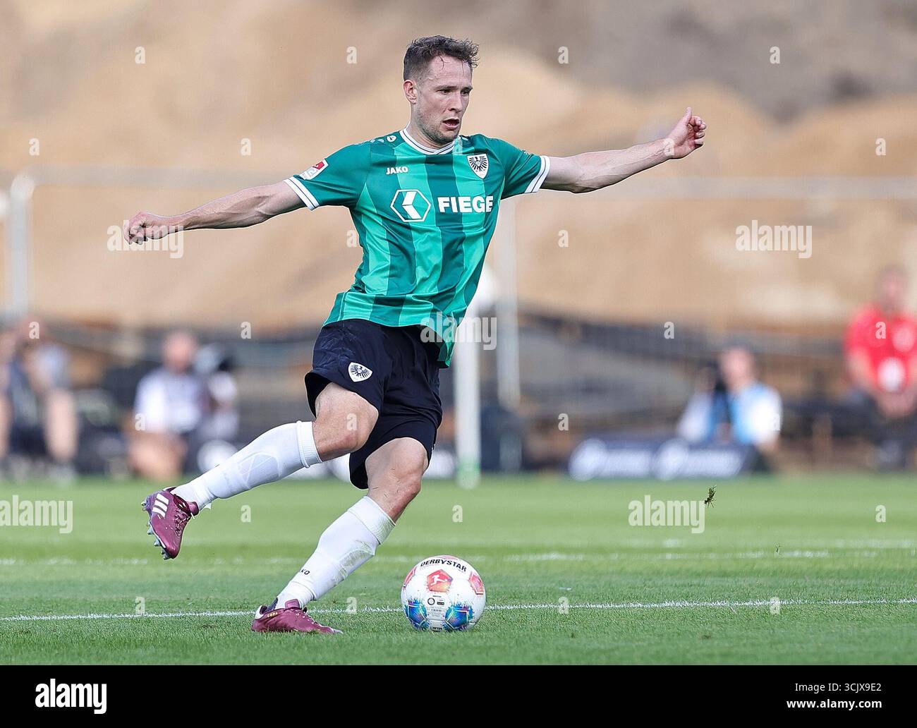 firo: 08.08.2025 Football, Football 2.Bundesliga second Bundesliga ...