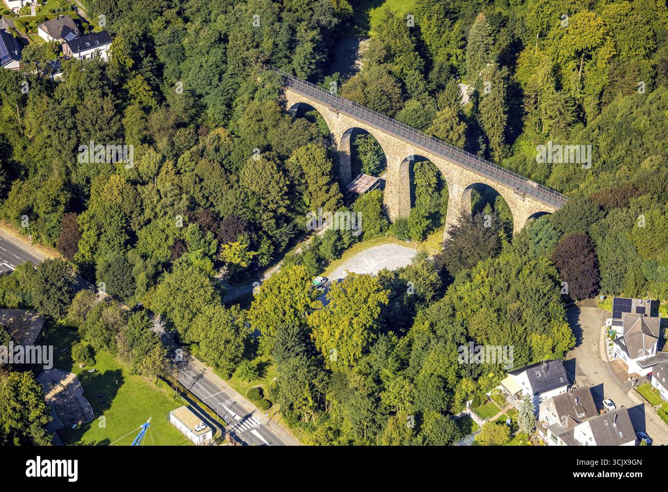 Aerial view, Eulenbachbruecke Saubruecke Viadukt und Panorama Radweg ...