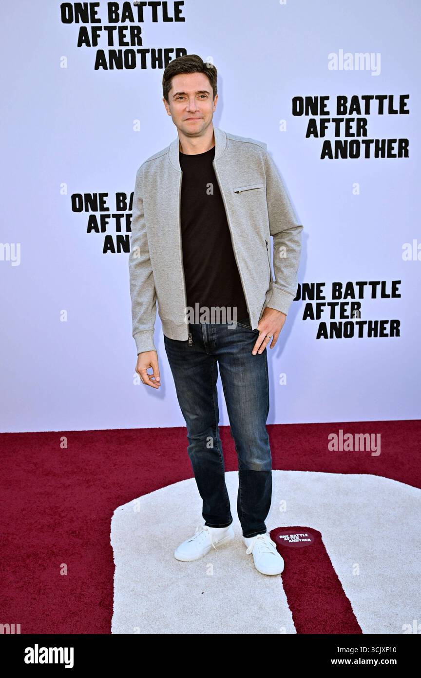 Topher Grace bei der Weltpremiere des Kinofilms One Battle After ...