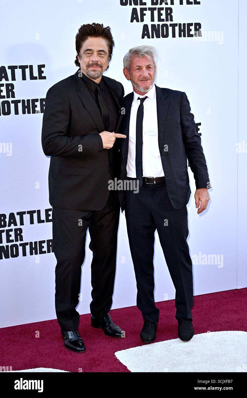 Benicio del Toro und Sean Penn bei der Weltpremiere des Kinofilms One ...