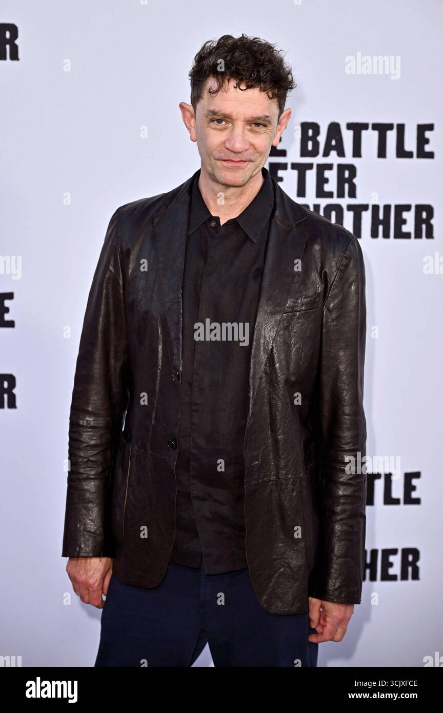 James Frain bei der Weltpremiere des Kinofilms One Battle After Another ...