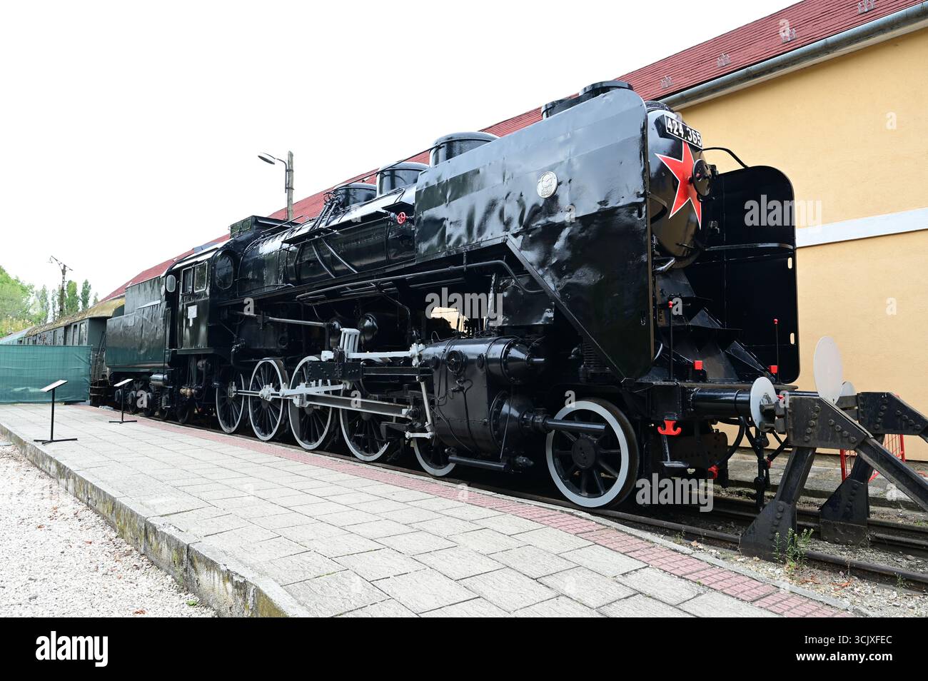 The MÁV 424.365 was the last locomotive built in the renowned Hungarian ...