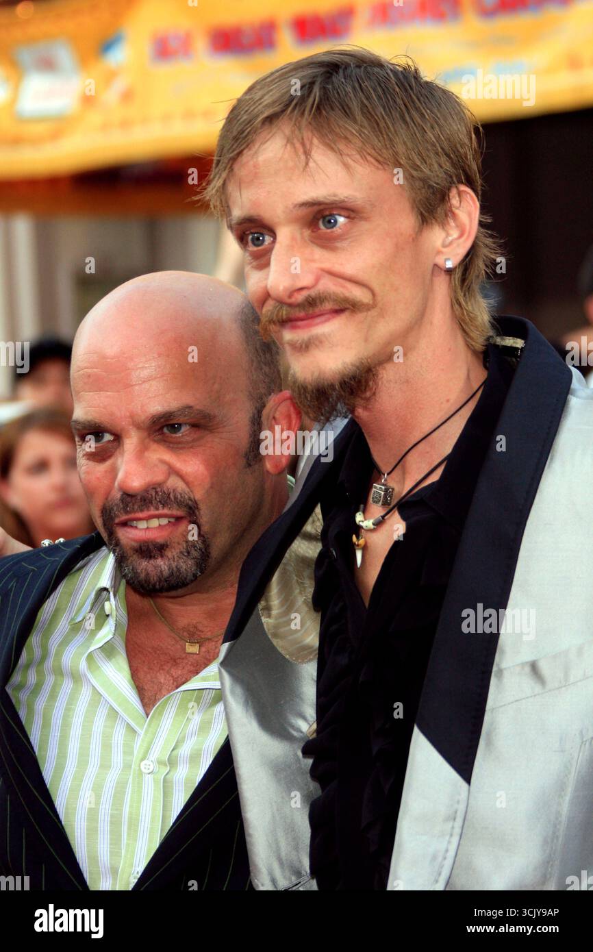 Lee Arenberg and Mackenzie Crook at the Pirates Of The Caribbean: Dead ...