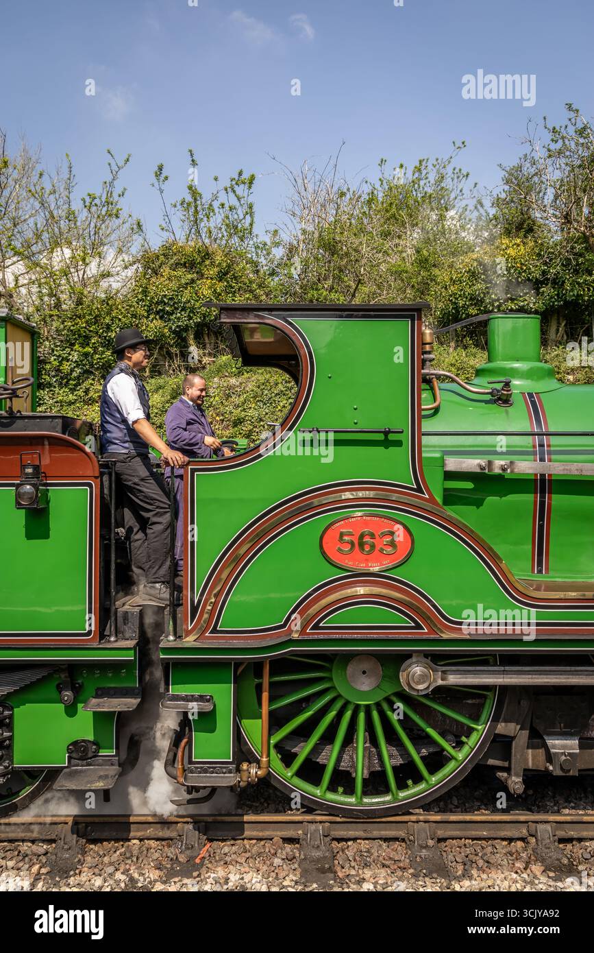 T3 line hi-res stock photography and images - Alamy