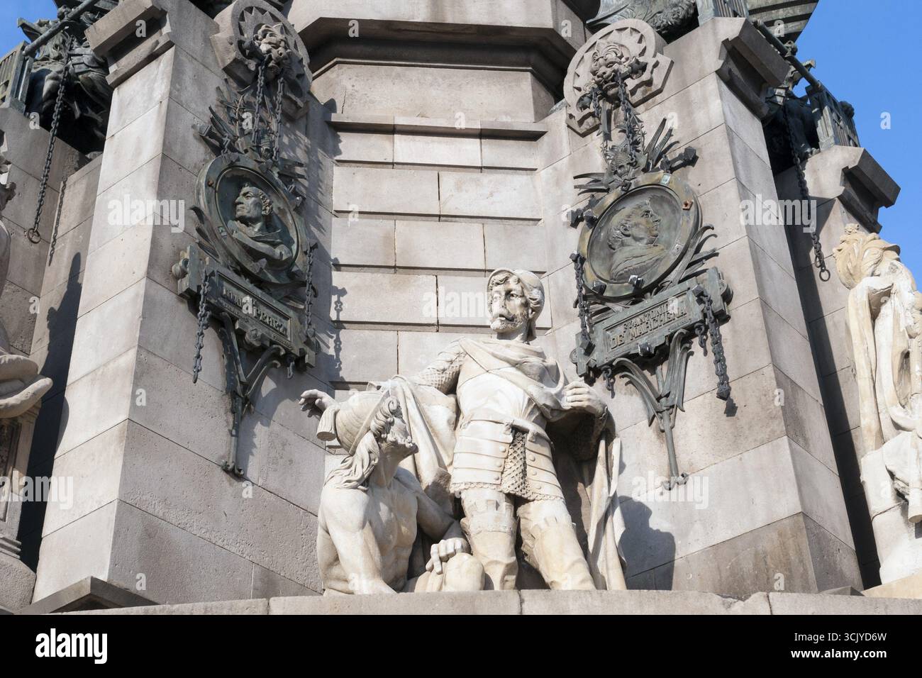 Shows statue christopher columbus hi-res stock photography and images ...