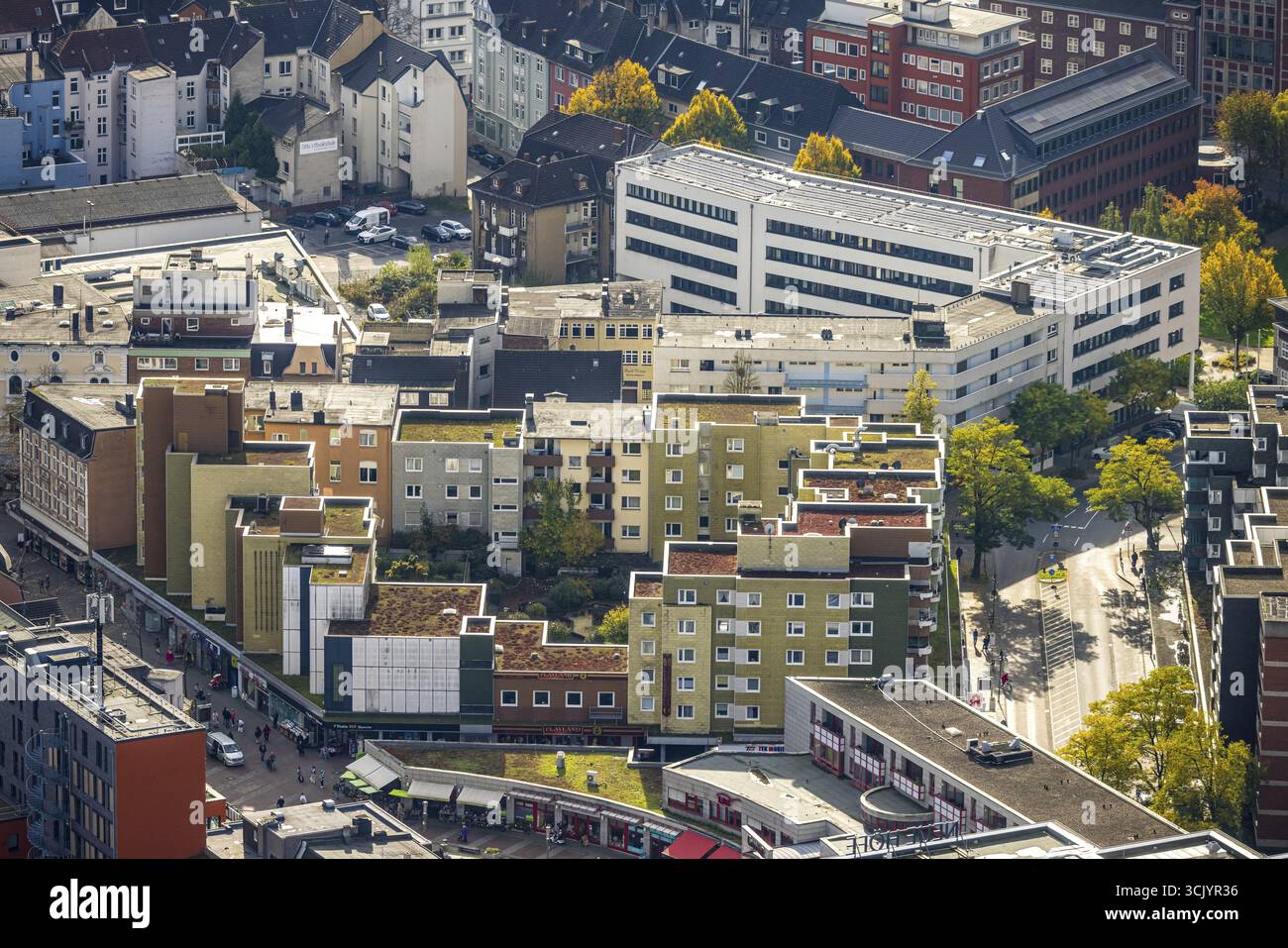 Stepped apartment block hi-res stock photography and images - Alamy