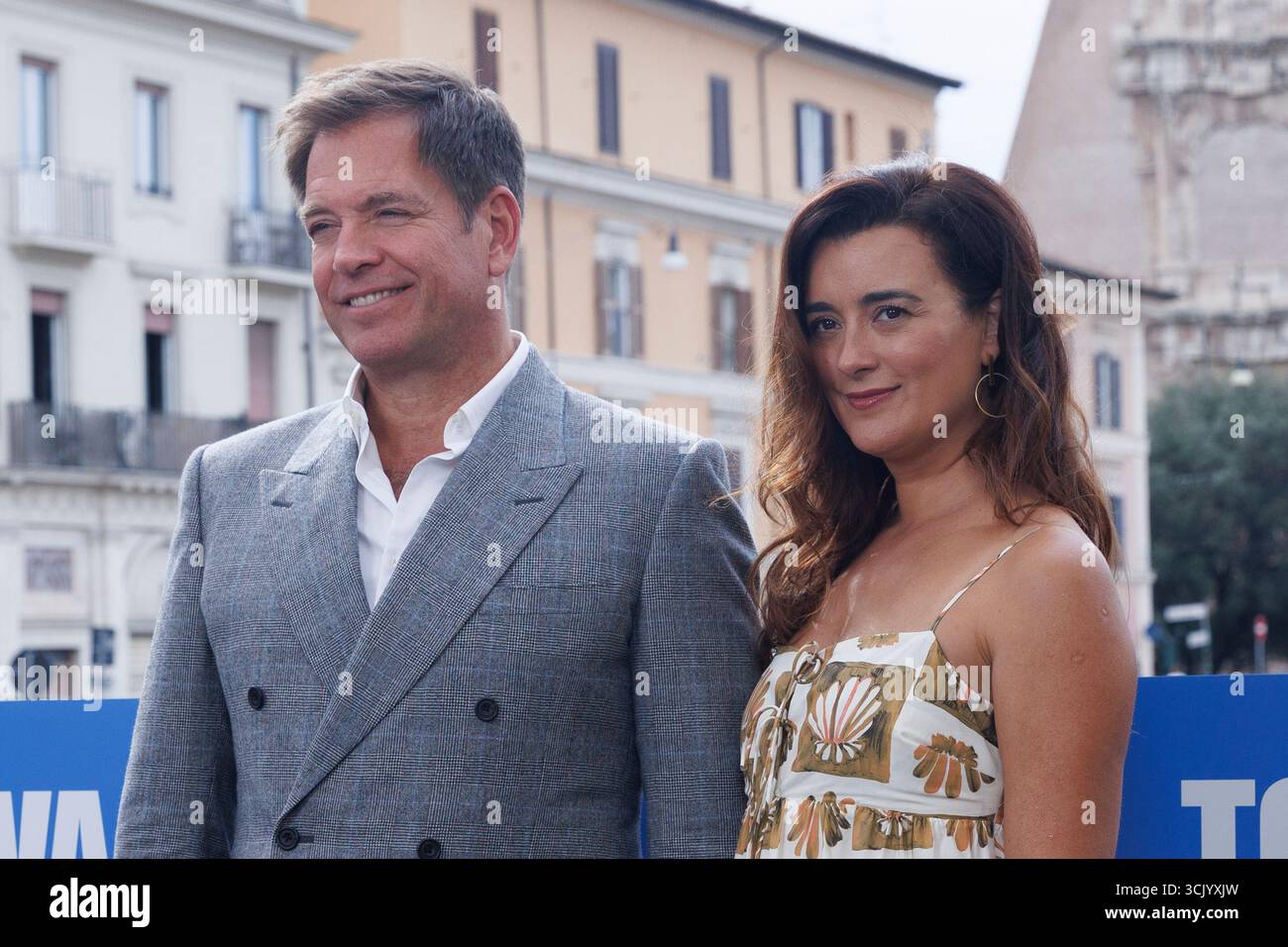 Michael Weatherly and Cote de Pablo attend the photocall of the TV ...