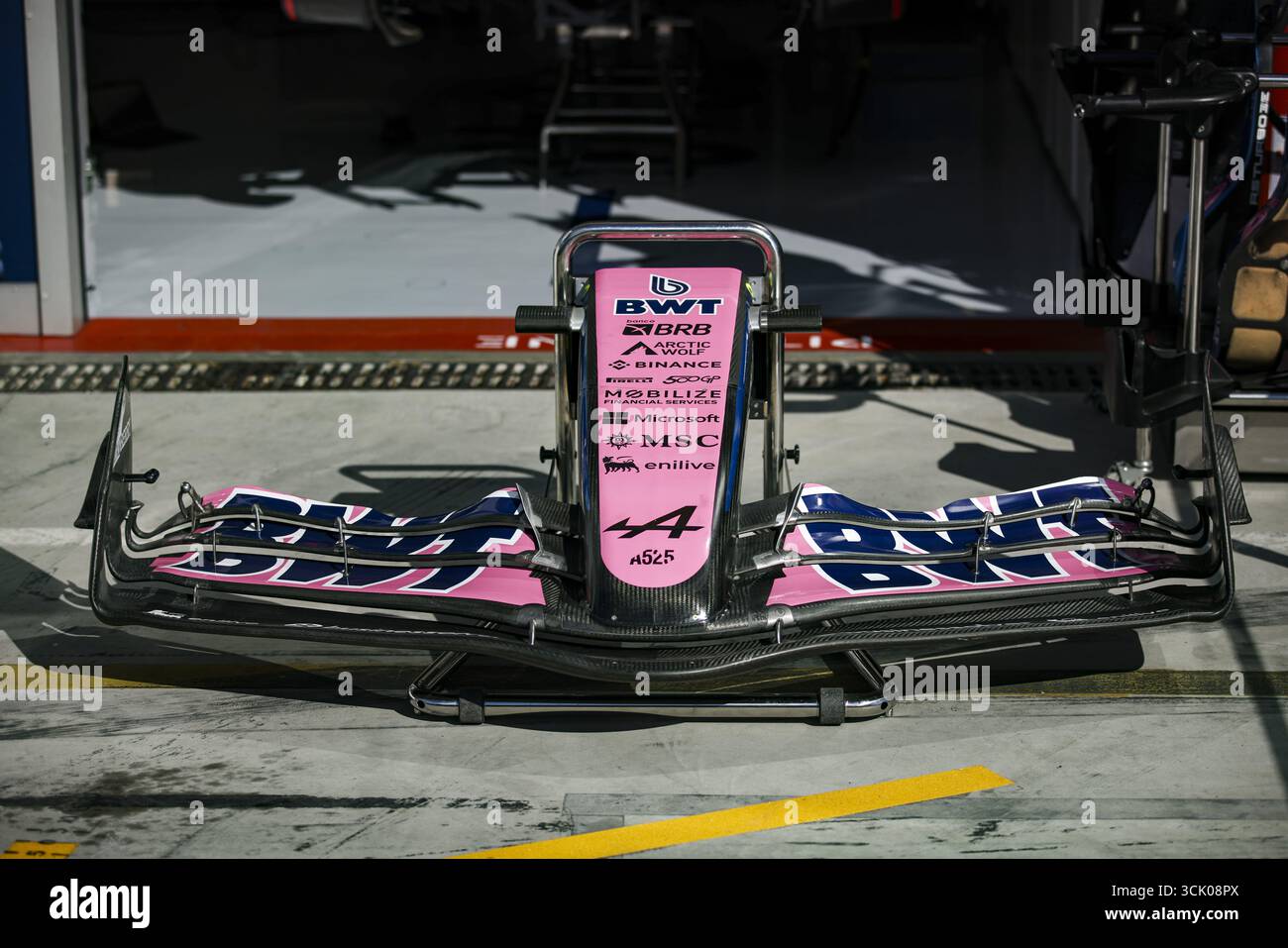 Alpine F1 Team A525, mechanical detail front wing aerodynamism, aerodynamic, aerodynamics during ...