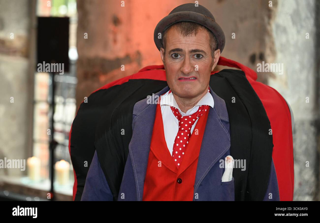 Komiker und Clown Fraser Hooper bei der Programmvorstellung des 10 ...