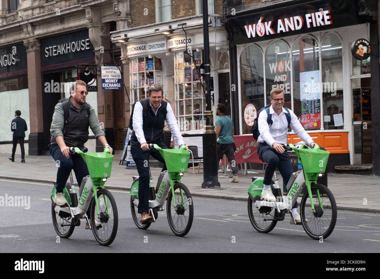 London, UK. 09 Sep 2025. A general view of Lime bikes and people using ...