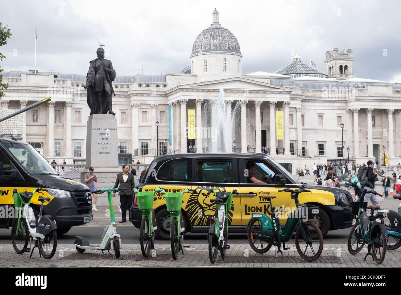 London, UK. 09 Sep 2025. A general view of Lime bikes and people using ...