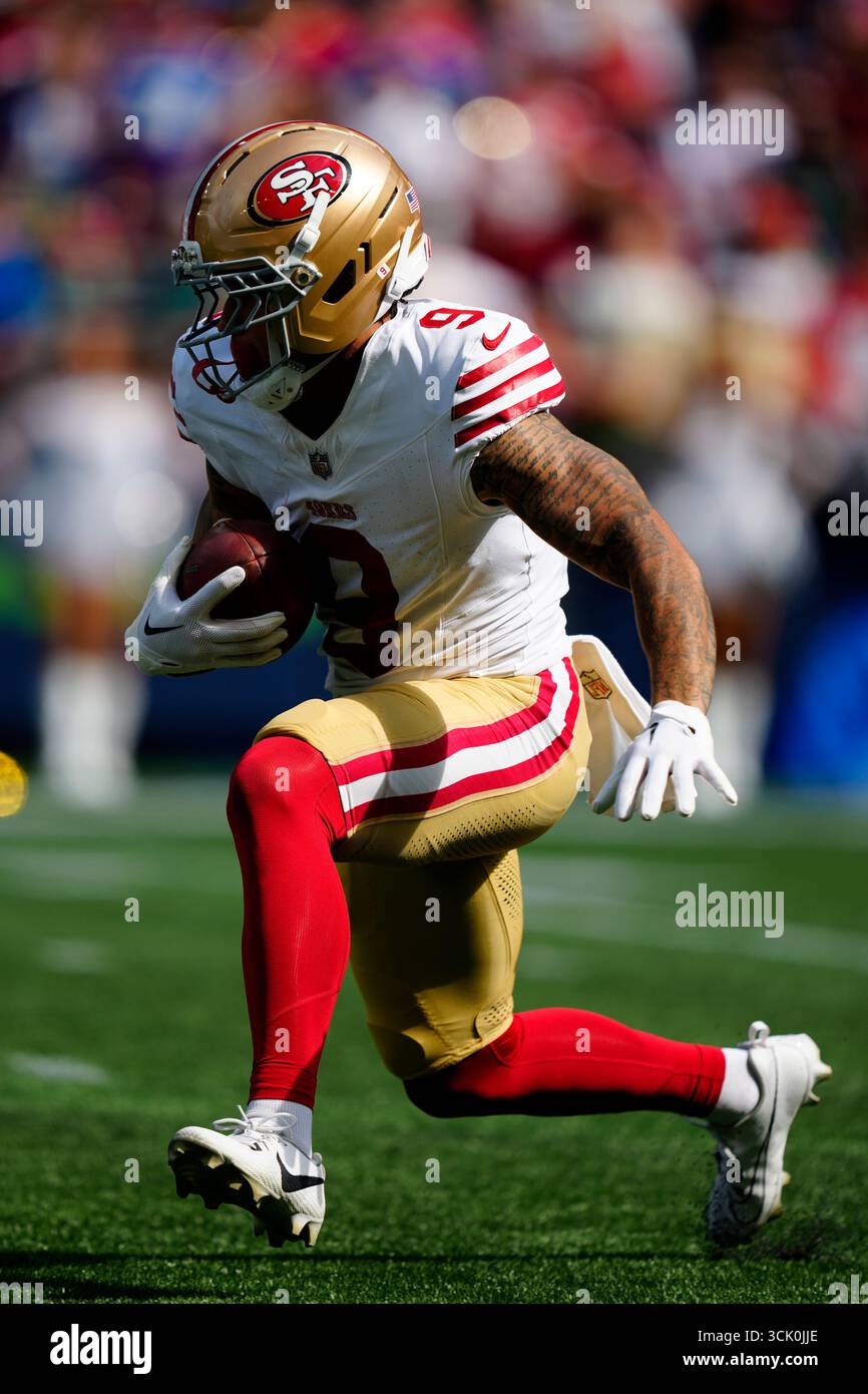 San Francisco 49ers wide receiver Skyy Moore (9) runs with the ball ...